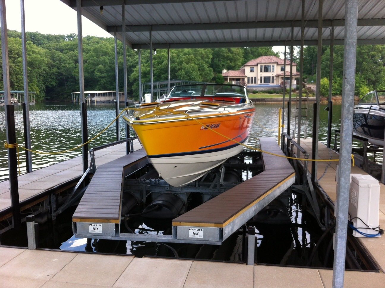 Poly-Lift Boat Lifts | Ison Marine