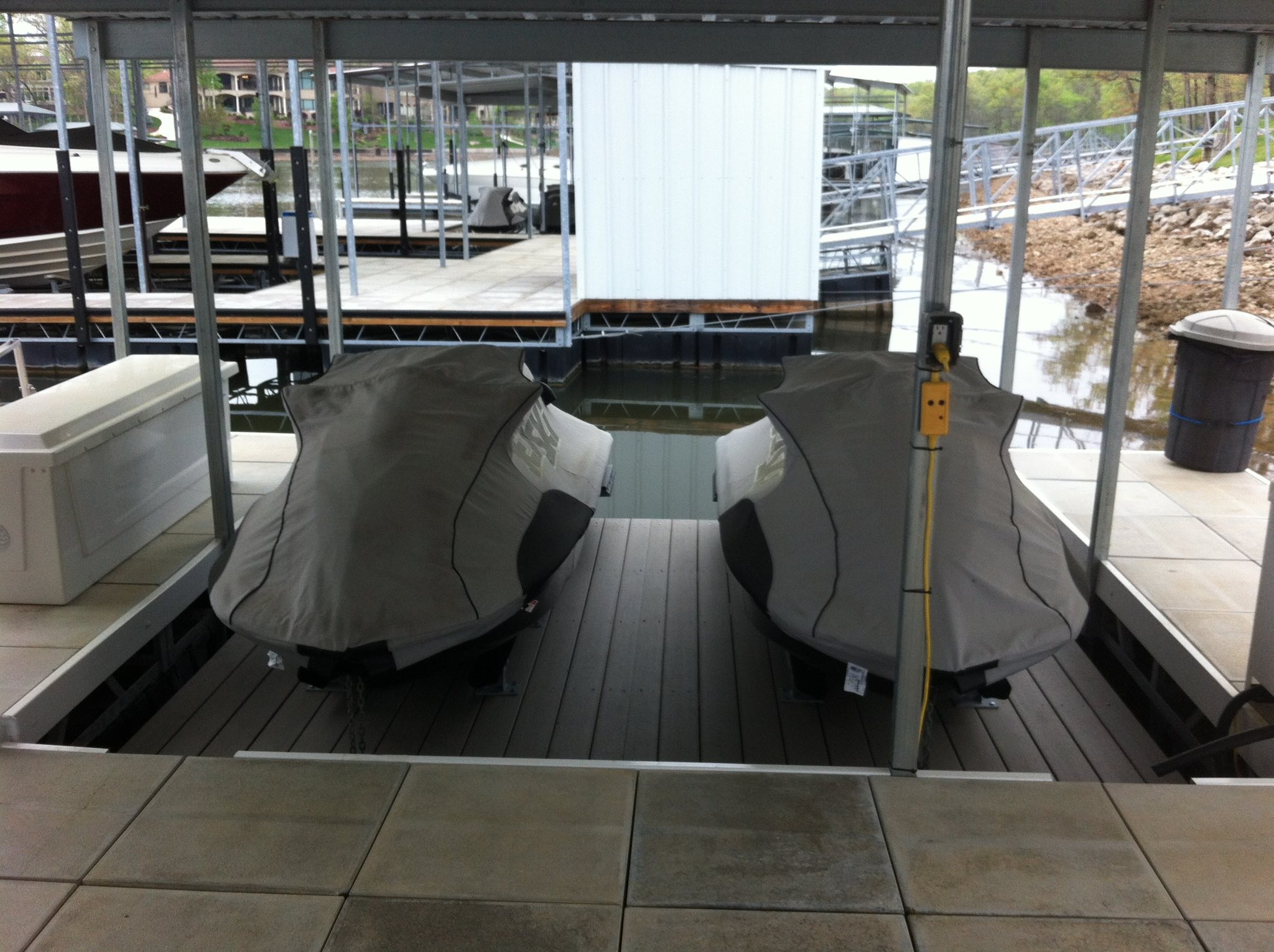 Poly-Lift Boat Lifts | Ison Marine